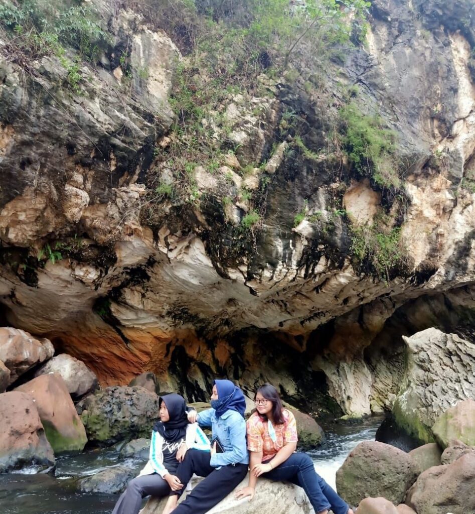 Sanghyang Kenit, Surga Wisata Alam yang Murmer dan Banyak Pilihannya ...